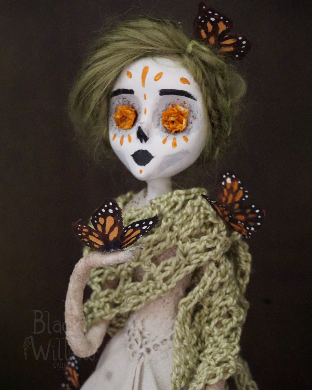 Izel The Marigold-Eyed Monarca Spirit – Black Willow Gallery